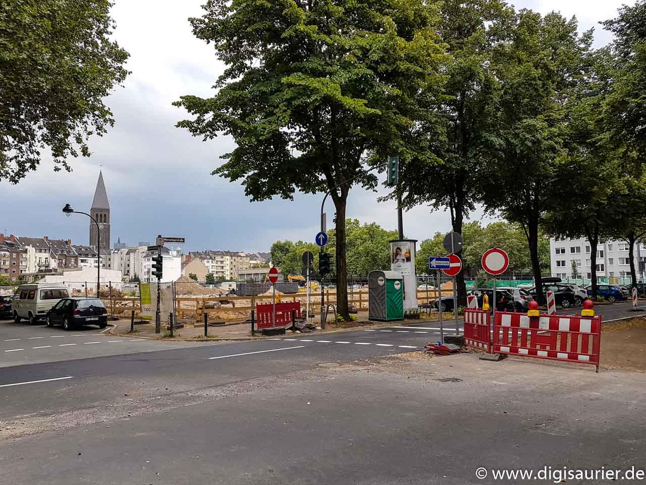 Fast vergessen (7): Was wurde eigentlich aus Data Becker? - Der Digisaurier